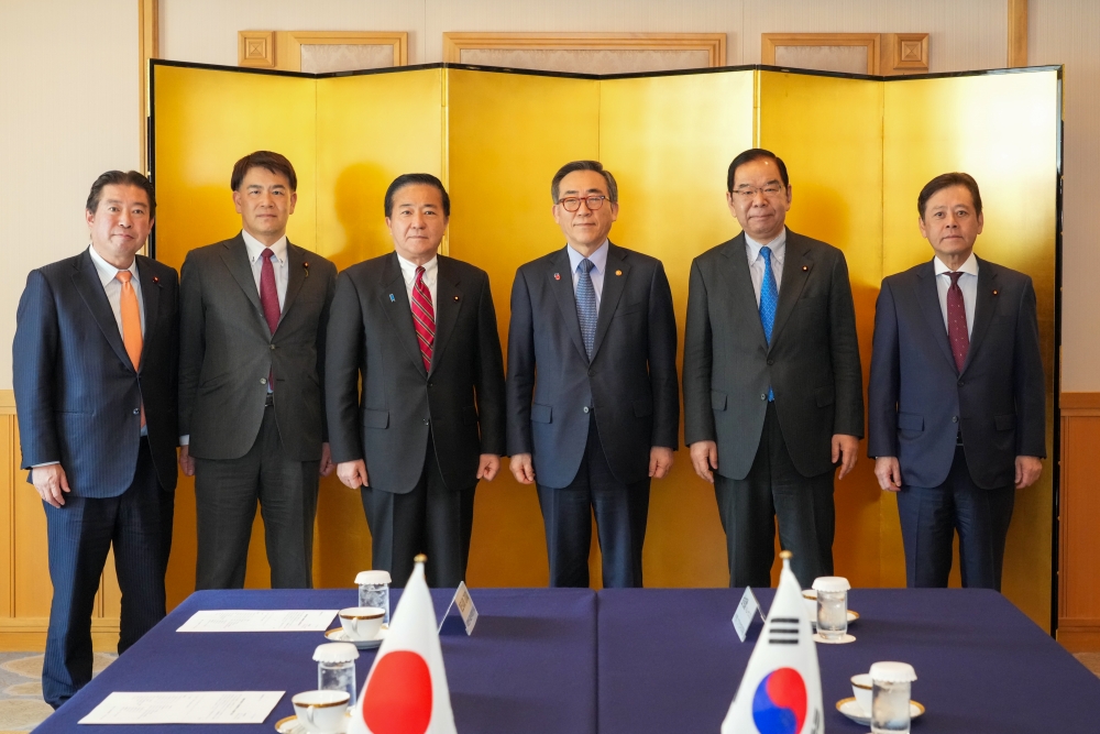 Foreign Minister Cho Tae-yul Meets with Leading Japanese Political ...